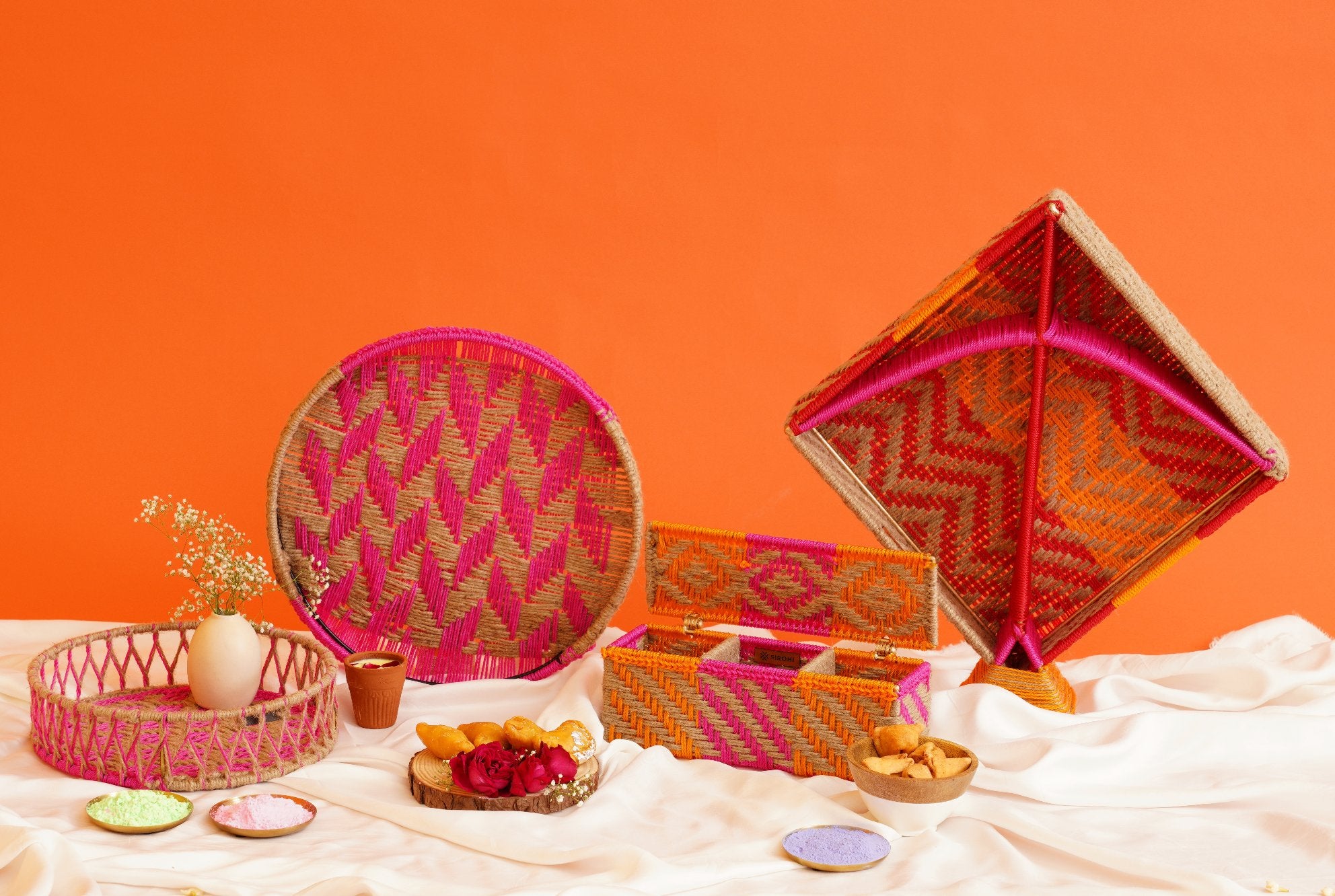 Holi Gifting – Sirohi.org